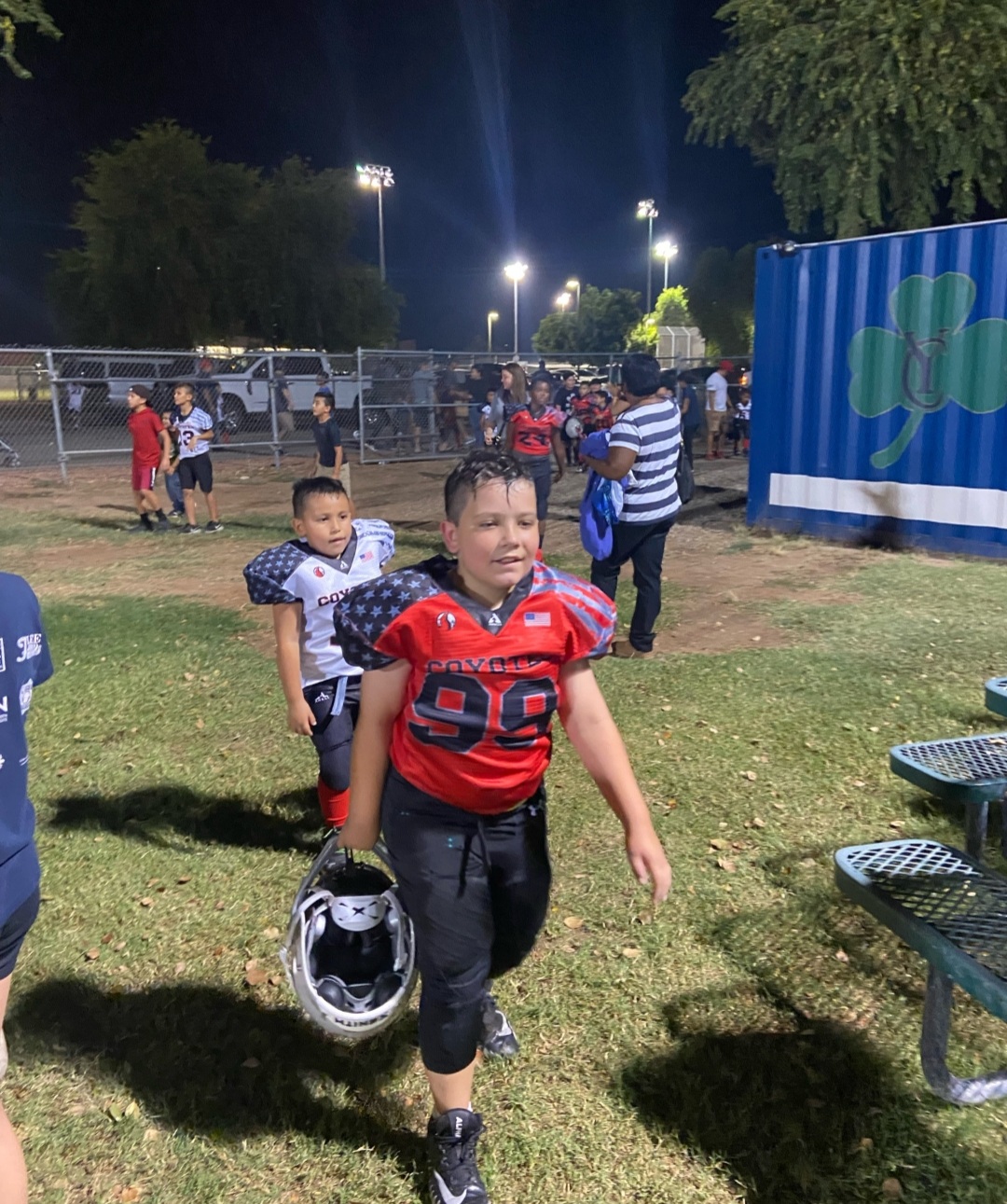 Photos – Yuma Coyotes Football
